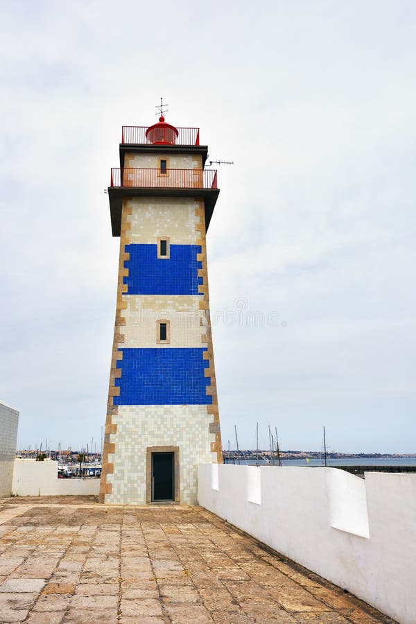 Faro Cascais Portugal De Santa Marta Imagen de archivo - Imagen de ...