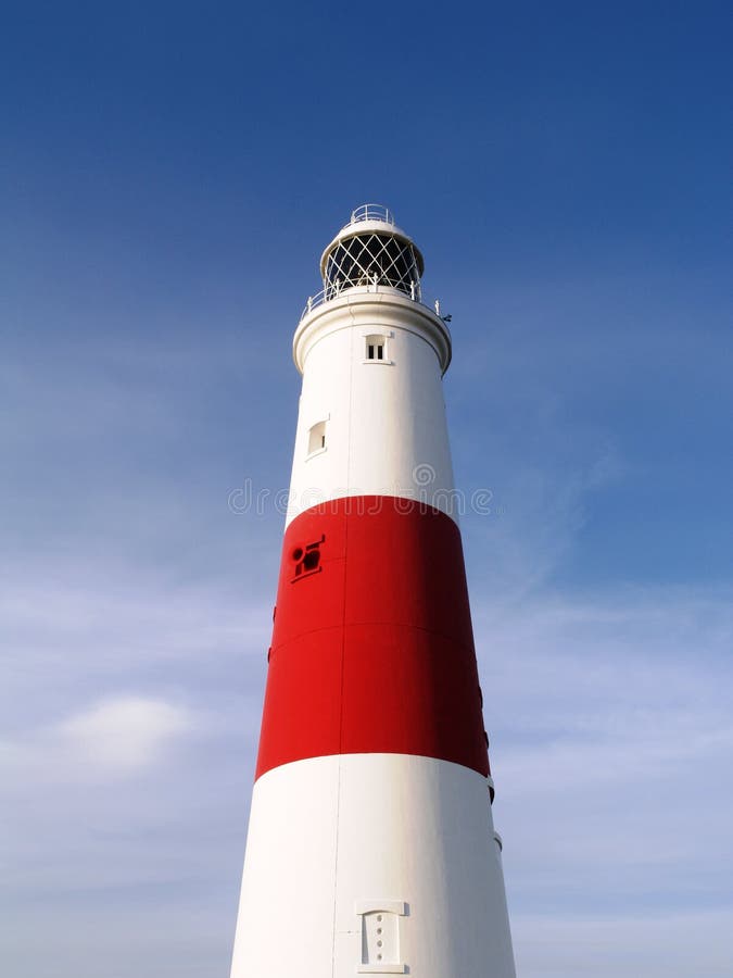 Faro Rojo y Blanco imagen de archivo. Imagen de cielo - 8407493
