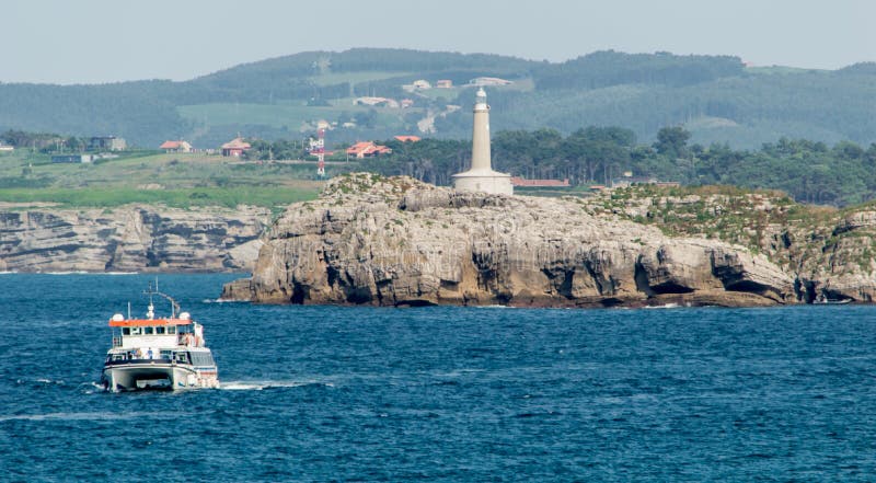 Faro a Santander, Cantabria, Spagna Immagine Stock Editoriale ...