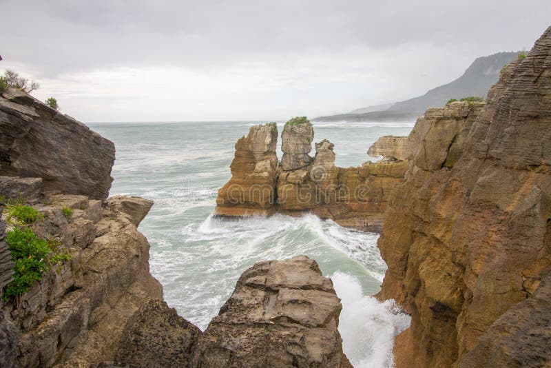 Fascinating Rock Formation Pancake Rocks in Punakaiki Stock Image ...