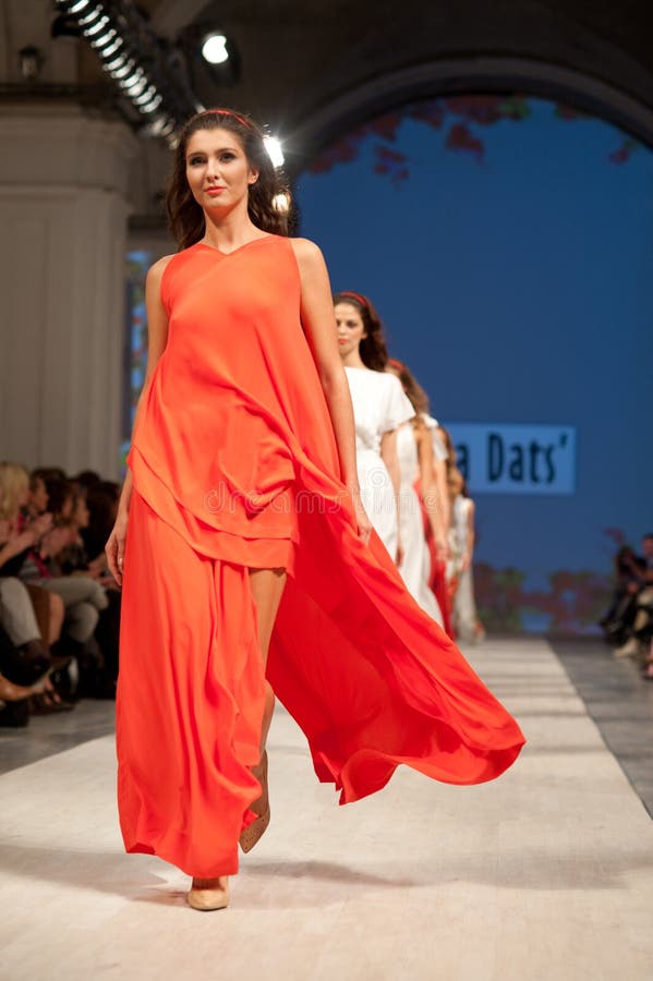 2012 Phoenix Fashion Week Runway Shows Editorial Photography - Image of ...