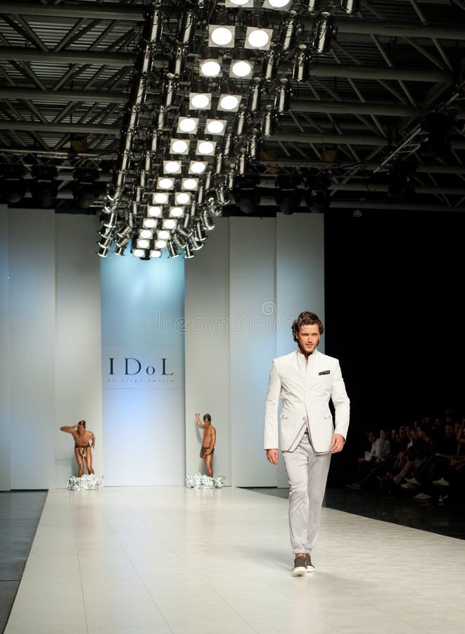 Fashion show editorial stock photo. Image of design, costume - 21832783