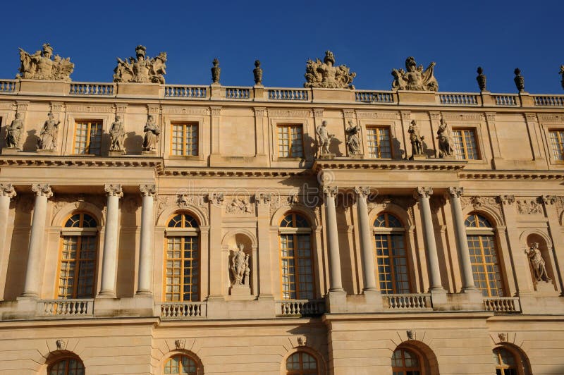 Fassade Des Versailles-Palastes Stockbild - Bild von palast, versailles ...