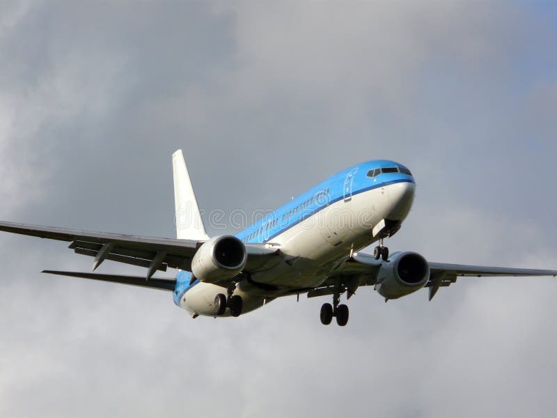 Fast jet landing stock photo. Image of arrives, boeing - 12924476