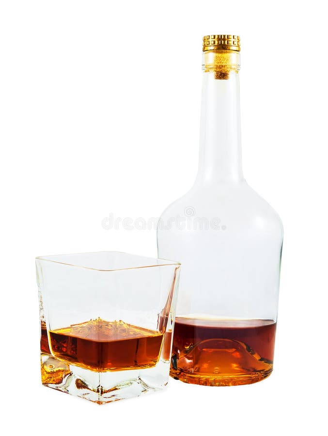 Fast Leere Flasche Und Glas Whisky Stockbild - Bild von behälter ...