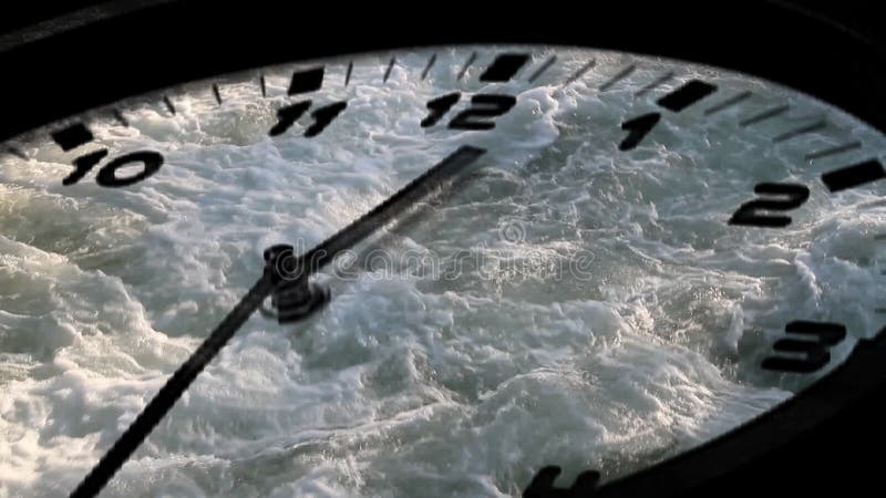 Fast spinning analog clock stock video. Video of countdown - 40261937