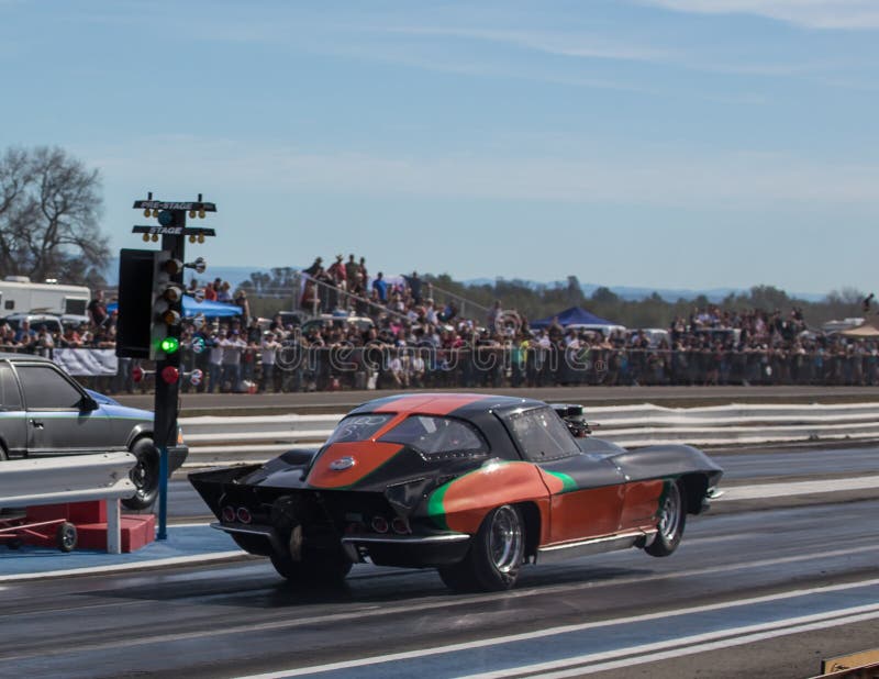 Fast Start! stock photo. Image of skid, asphalt, vehicle - 7513722