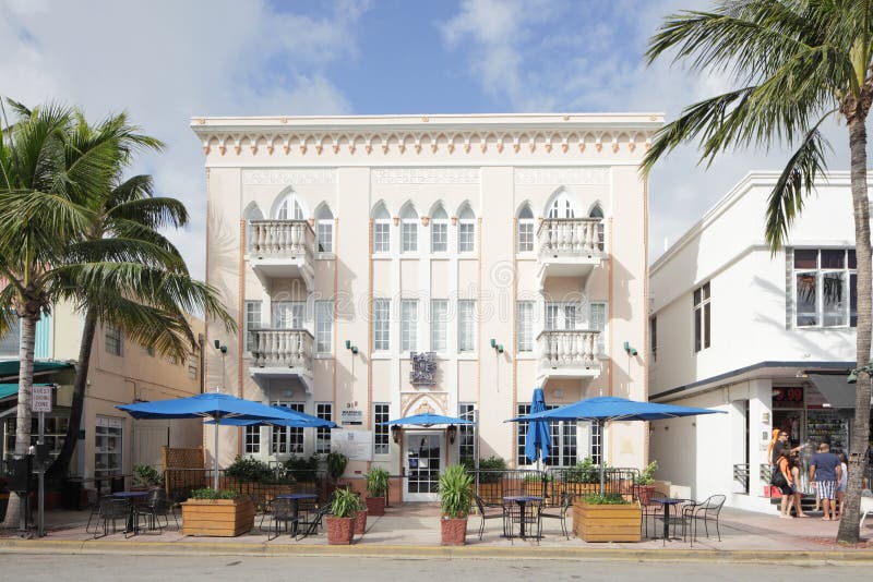 Fat Tuesday South Beach editorial photo. Image of condominium - 28628236