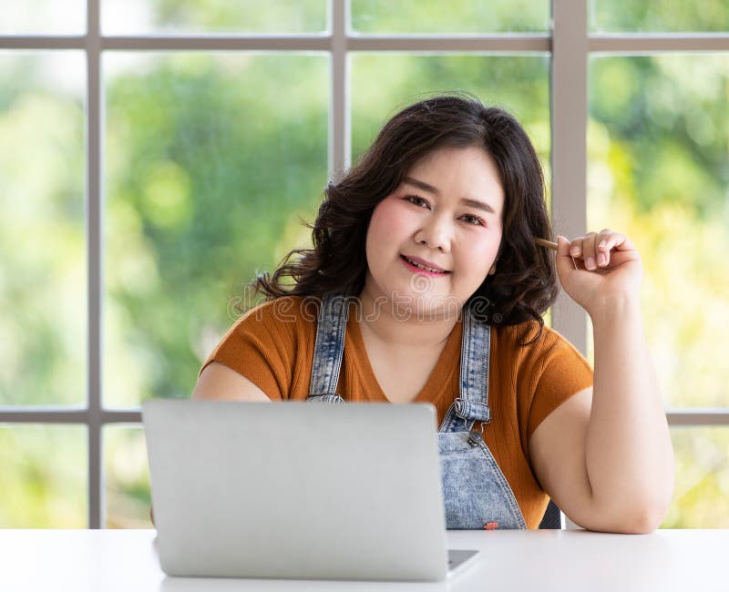 406 Fat Woman Pen Stock Photos - Free & Royalty-Free Stock Photos from ...