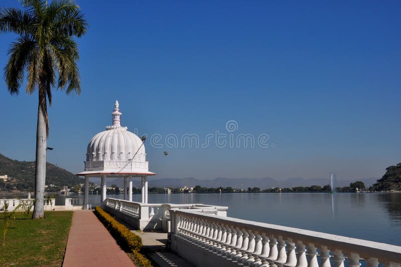 Fateh Sagar Lake Udaipur stock photo. Image of artificial - 35987332