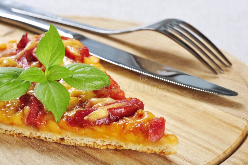 Fatia de pizza imagem de stock. Imagem de macro, comer - 27276793