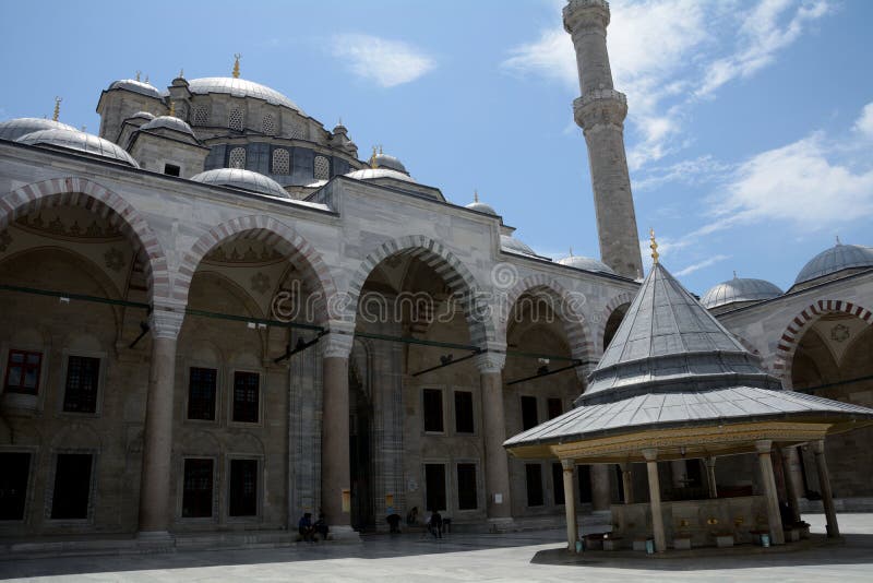 The Fatih Mosque, Istanbul, Turkey Editorial Stock Image - Image of ...