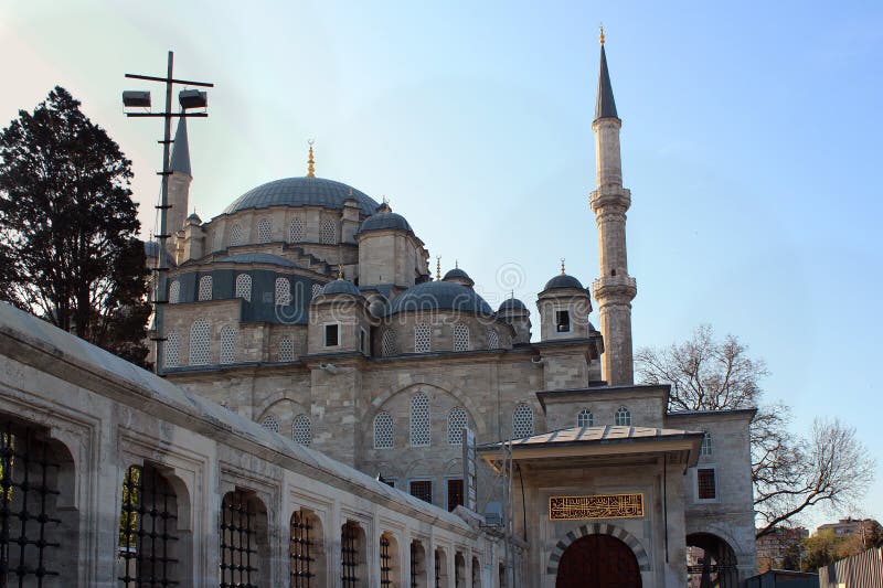 The Fatih Mosque in Istanbul, Turkey Stock Image - Image of building ...