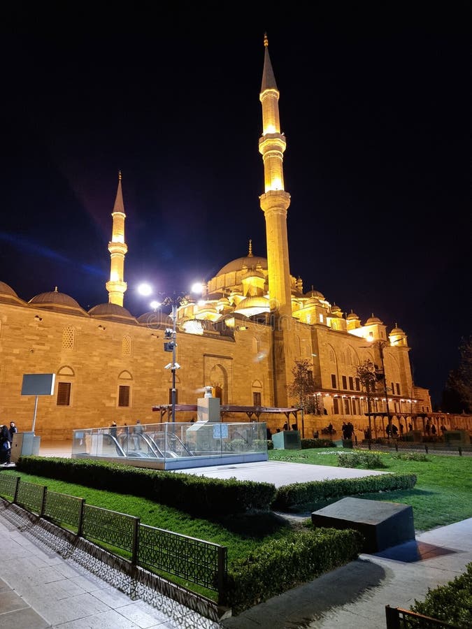 Fatih Mosque in Istanbul-Turkey Editorial Photography - Image of mosque ...