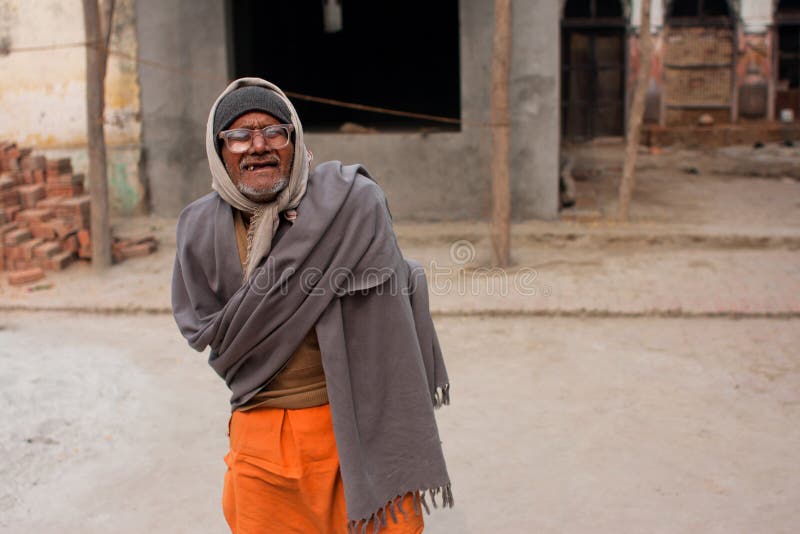 Fattig Indisk Man I Exponeringsglas Redaktionell Foto - Bild av uttryck ...