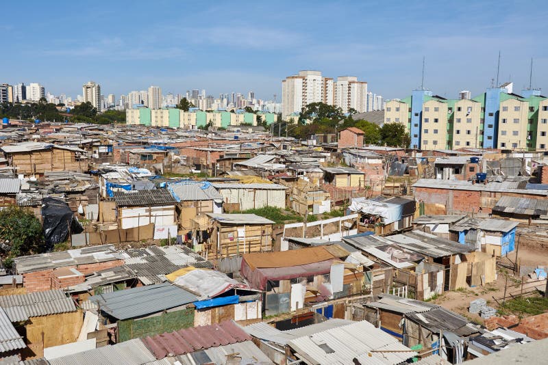Favela No Subúrbio De Sao Paulo, Brasil Foto de Stock - Imagem de ...