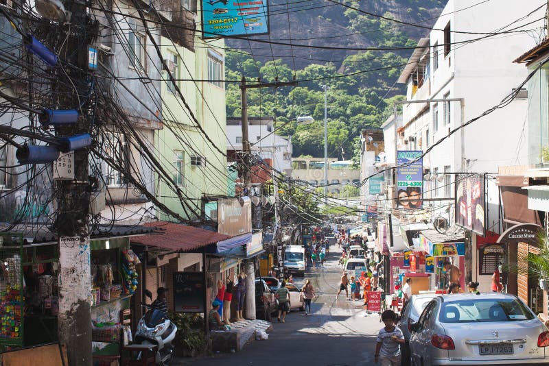 Favela Brasileño En Rio De Janeiro Imagen de archivo - Imagen de brazil ...