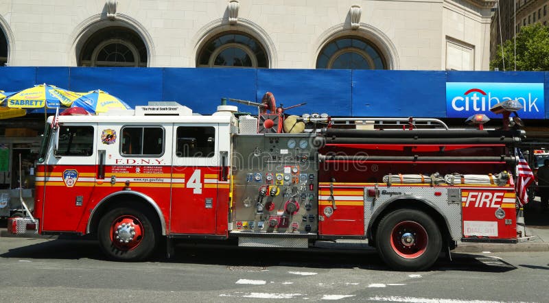 FDNY Engine 4 in Lower Manhattan Editorial Photo - Image of rescue ...