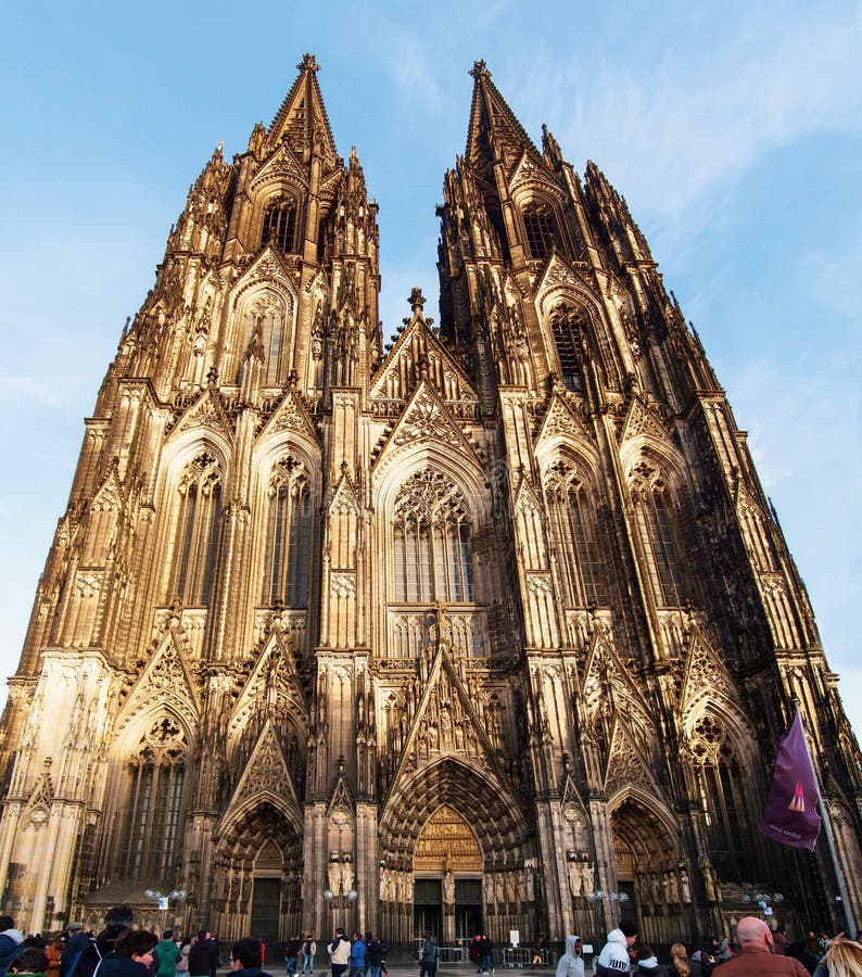 February 2022, Cologne Cathedral Front View, Cologne, Germany Editorial ...