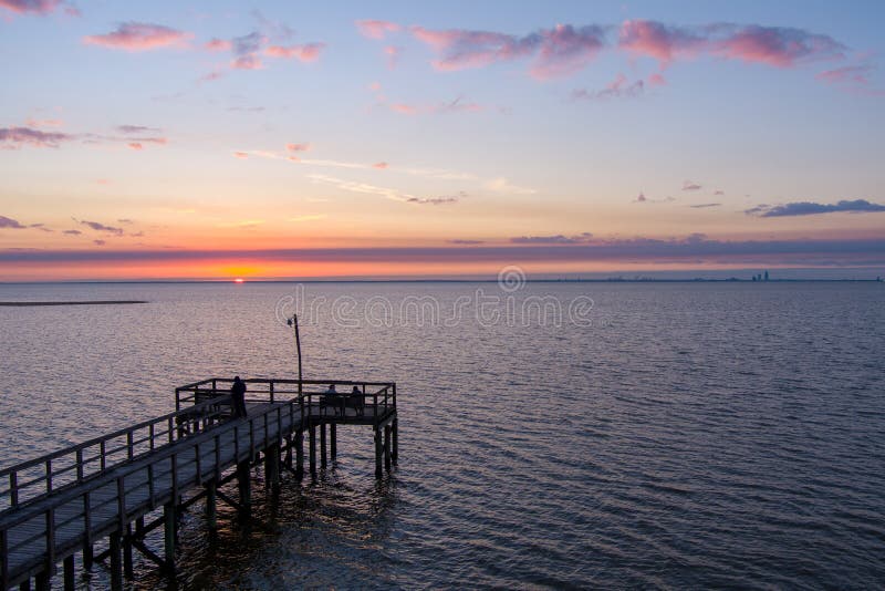 February Sunset at Daphne, Alabama Bayfront Park on the Alabama Gulf ...
