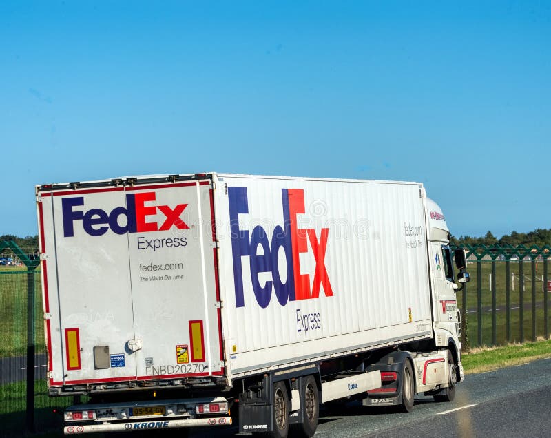 Fed ex truck editorial image. Image of delivery, cargo - 336585875