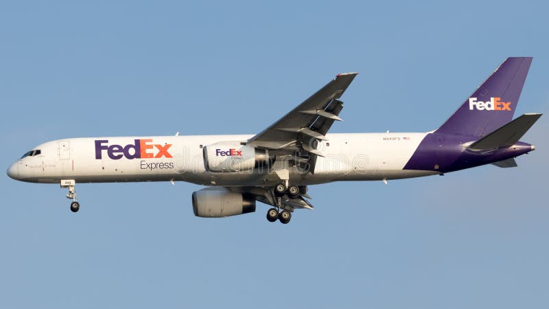 FedEx B757-200F N949FD editorial photography. Image of aeroplane - 93100402