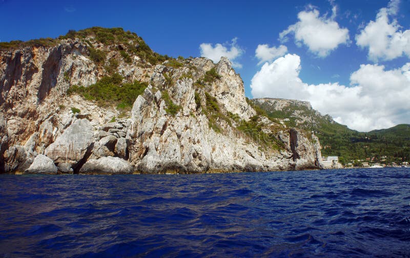 Felsen Auf Küste in Zakynthos-Insel Stockfoto - Bild von touristisch ...