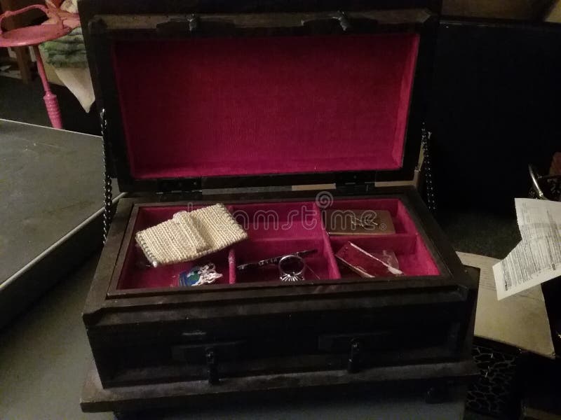 Felt lined jewelry chest stock photo. Image of chest - 75111274