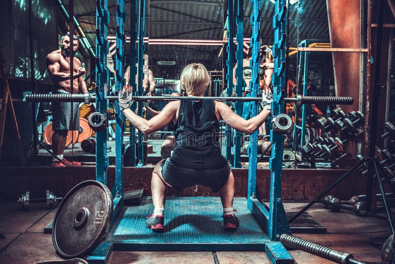 Adult female bodybuilding stock image. Image of beauty - 31187255