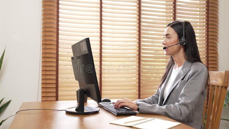 Female Call Center Operator or Customer Service Helpdesk Staff. Blithe ...