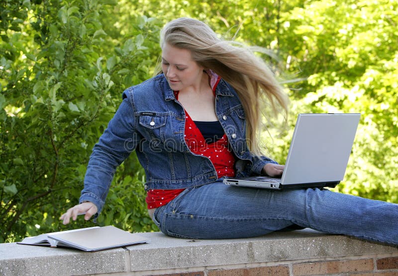 Female college student stock image. Image of computer - 5707031