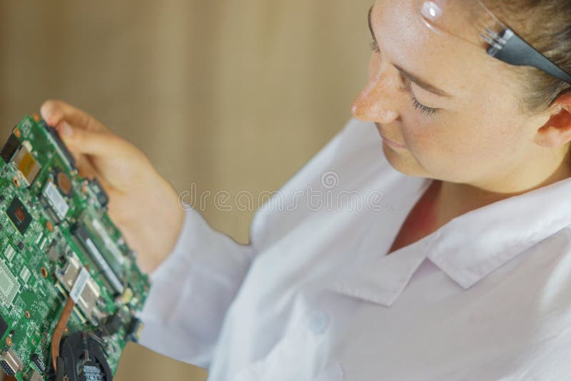 A Female Computer Engineer at Work Stock Image - Image of diversity ...