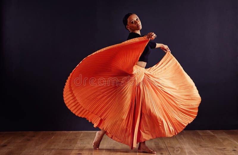 Exotic Expression. Female Contemporary Dancer in a Dramatic Pose ...