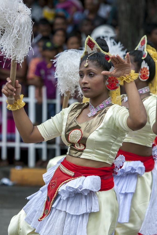 A Female Dancer Performs during the Day Perahera. Editorial Photo ...