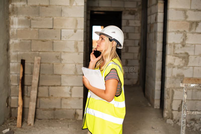 Female Foreman Officer Inspector, Building Inspector, Engineer or ...