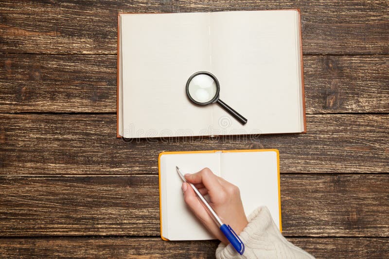 Female Hand Writing Something Stock Photo - Image of cafe, writer: 46085958