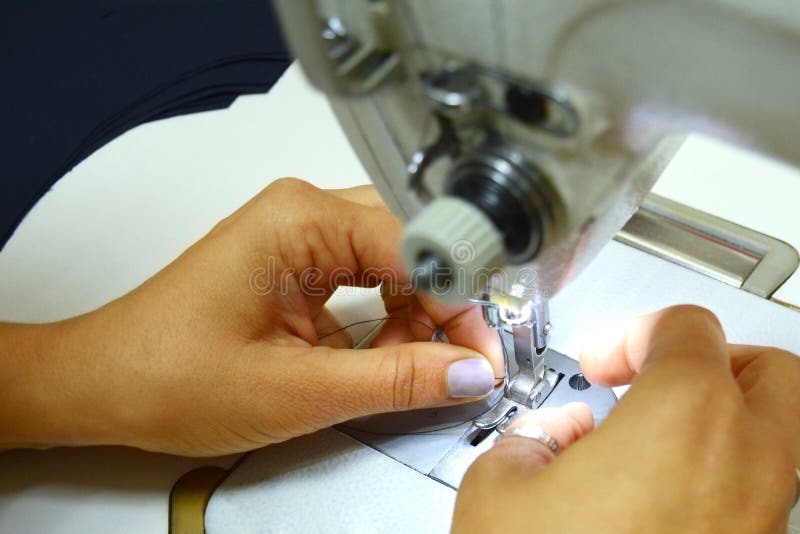 894 Dark Sewing Machine Photos - Free & Royalty-Free Stock Photos from ...