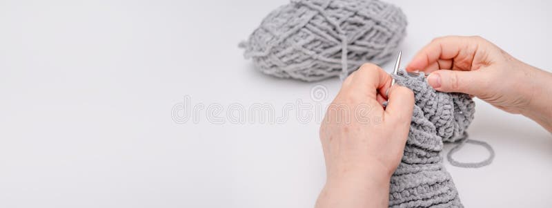 Female Hands Knitting Close Up Stock Photo - Image of hobby, craft: 339960008