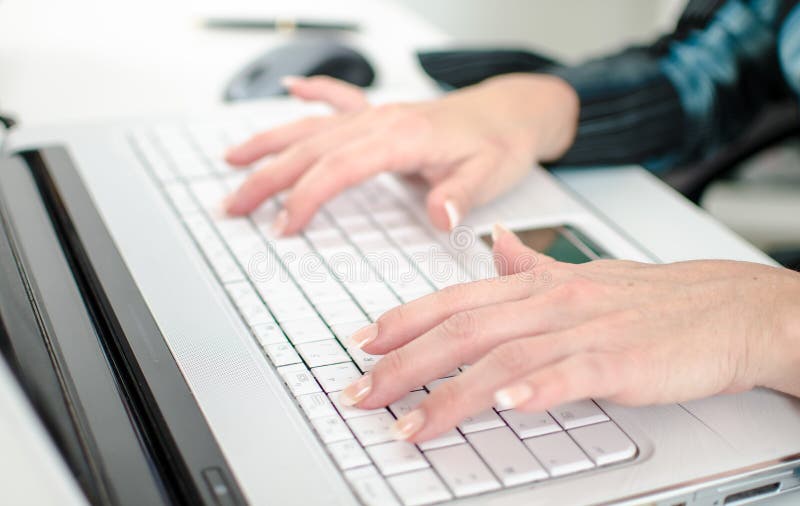 Female Hands Typing on a Laptop Computer Keyboard Stock Image - Image ...