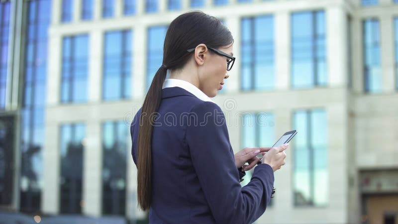 Female Manager Using Smartphone Application Sending Email, Online ...