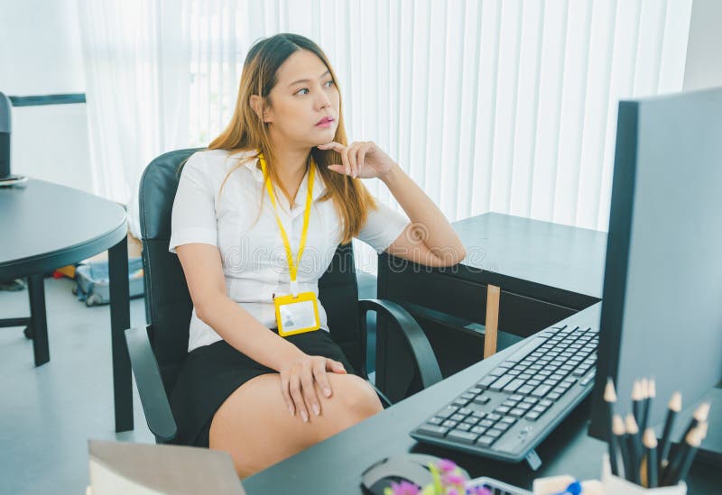 Female Office Worker is Stressed and Thoughtful in Encountering ...