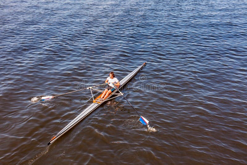 SINGLE ROWING editorial image. Image of endurance, motivation - 52761010