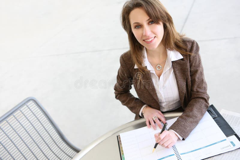 Femme Assez Russe D'affaires Image stock - Image du blanc, femelle: 13692611