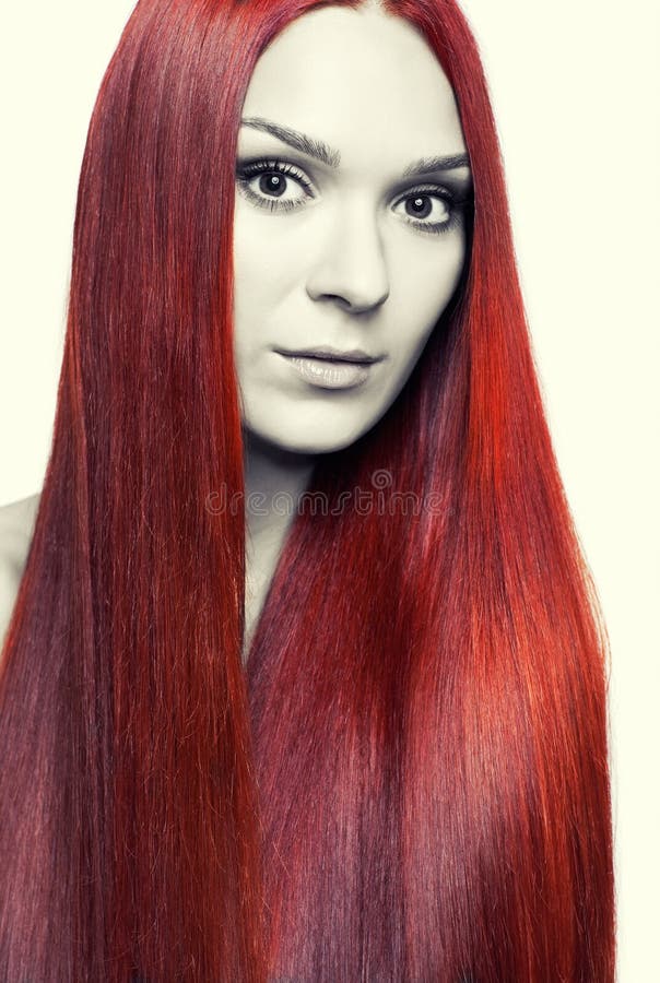 Femme Avec De Longs Cheveux Rouges Image stock - Image du cheveu ...