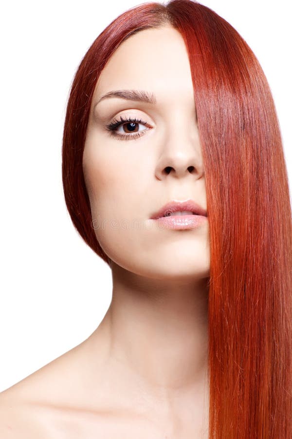 Femme Avec De Longs Cheveux Rouges Photo stock - Image du sexualité ...