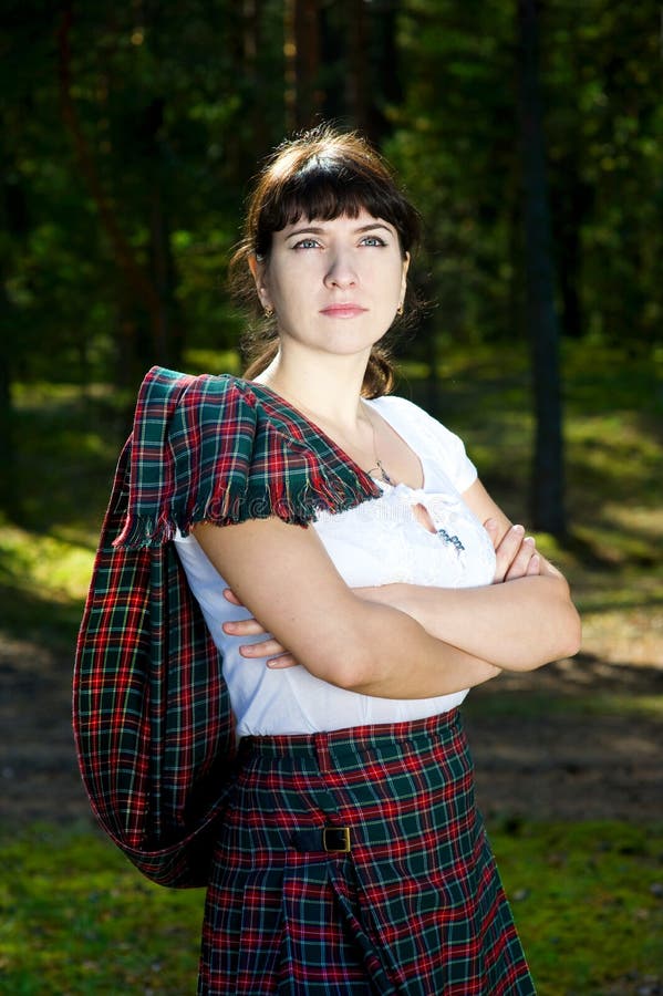 Femme écossaise Dans Le Costume National Traditionnel Photo stock ...