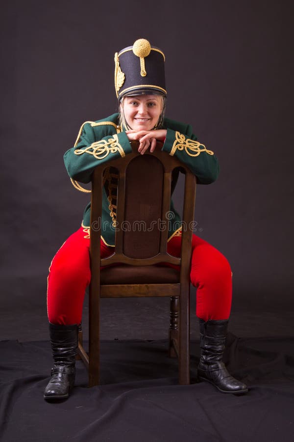 Femme hongroise de hussard image stock. Image du costume - 28485957