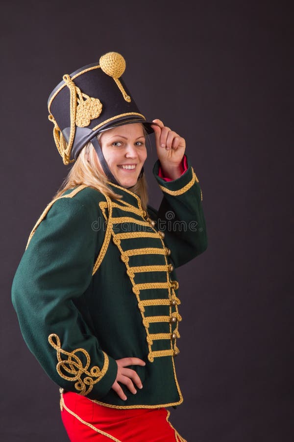 Femme hongroise de hussard image stock. Image du blonde - 29517543