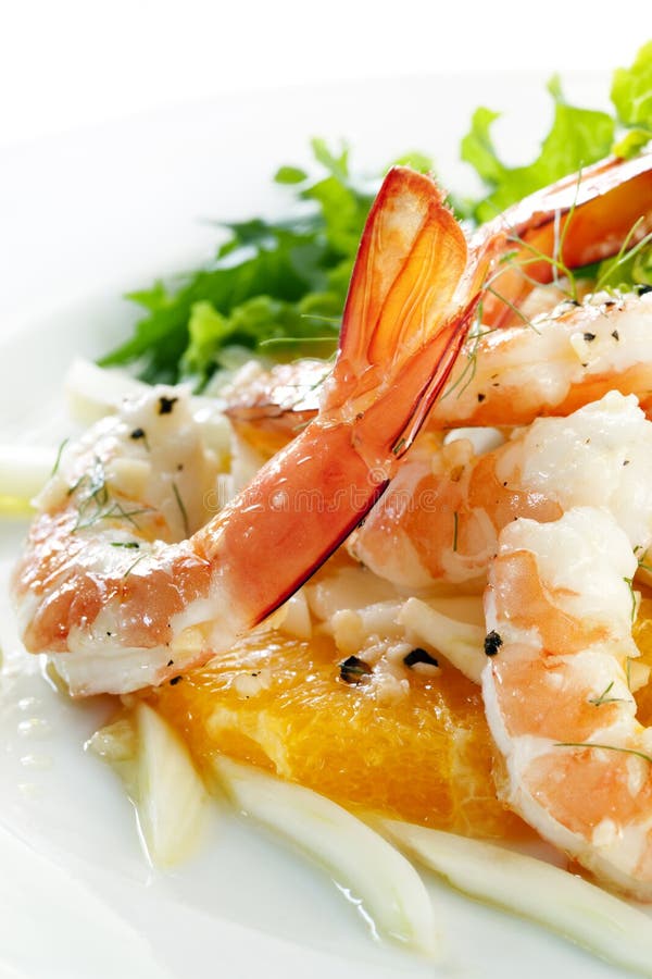 Fenouil De Crevette Et Salade Orange Photo stock - Image du crevettes ...