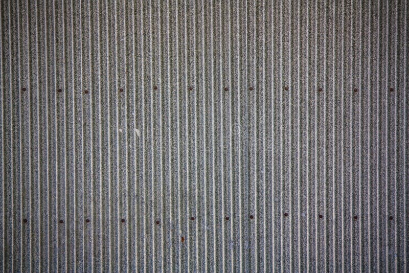 Fer-blanc photo stock. Image du ondulé, vieux, abstrait - 30389418